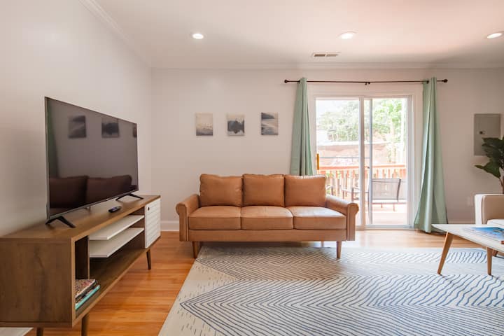 Spacious, Modern Apartment In Columbia Heights - Washington, D.C.