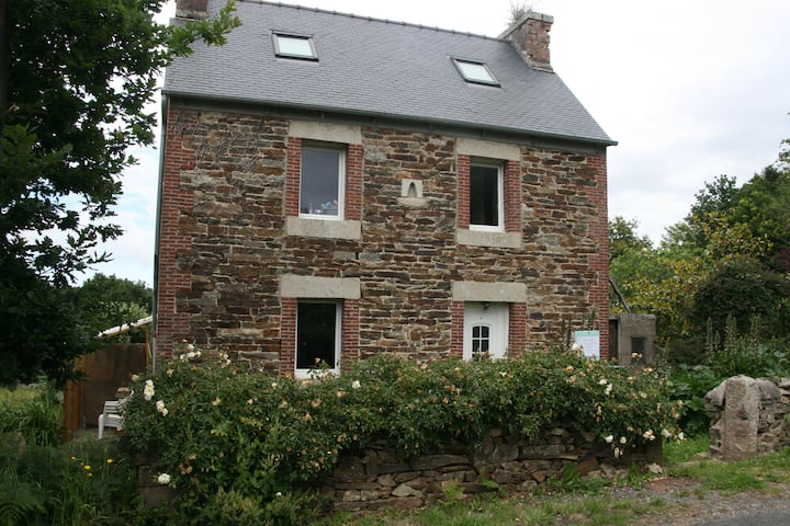Studio Loguivy-lès-lannion Refait à Neuf, Au Calme - Lannion