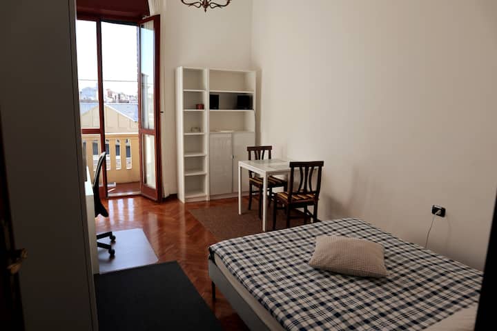 Spacieux Appartement De Trois Pièces à Milan - Milan