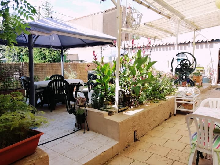 Maison Avec Extérieur à 7 Km De La Plage - La Crau