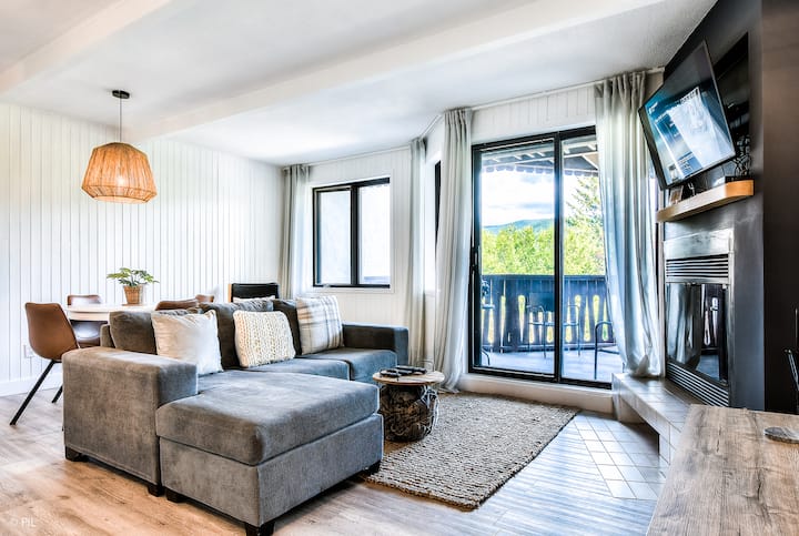 2 Br Condo W/ Lake View Within 5 Mins To Mountain - Mont-Tremblant