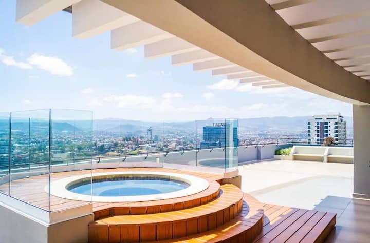 Stunning View Apartment In The Best Zone - Lomas - Tegucigalpa
