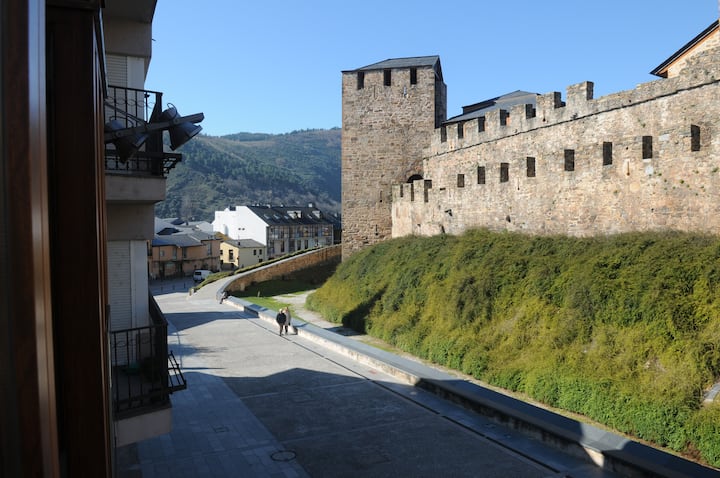 Apartamento Guiana Vistas Castillo Templario - Ponferrada