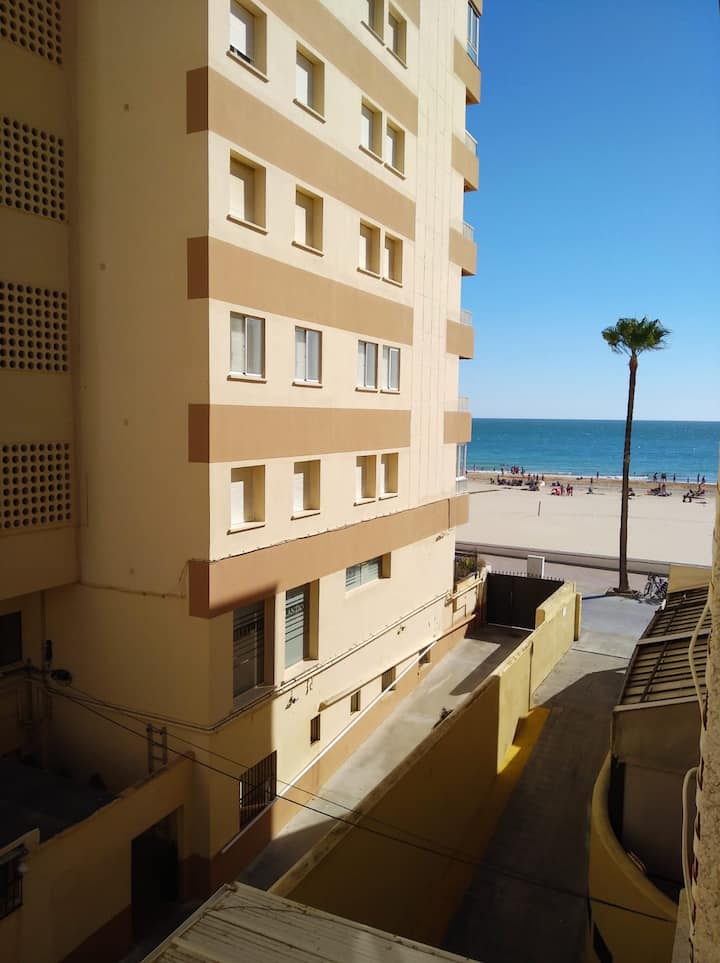 Playa De La Victoria, Cádiz - Cádiz