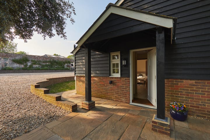 Garden Cottage Lordington Chichester West Sussex - West Sussex