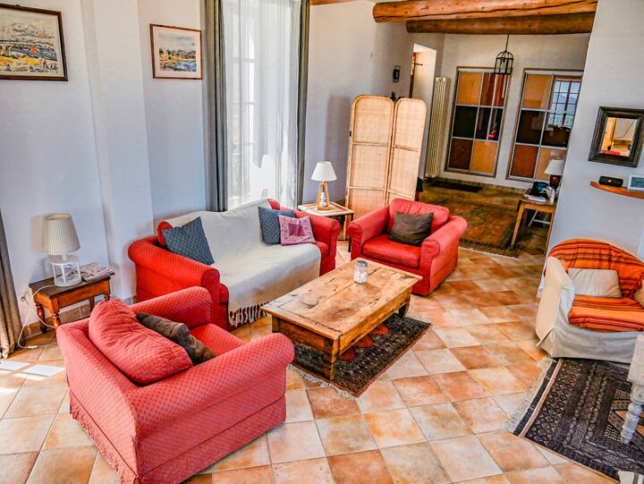 Maison Dans Le Ciel : La Plus Belle Vue Sur Banon - Banon