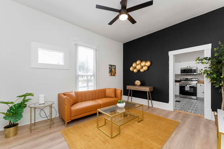 Cozy Apartment With King Bed - Jacksonville