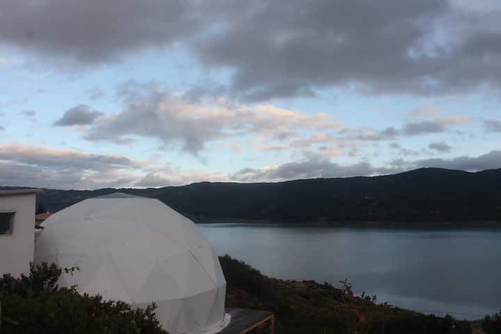 Glamping Con Vista Frente Lago Tomine En Guatavita - Guatavita
