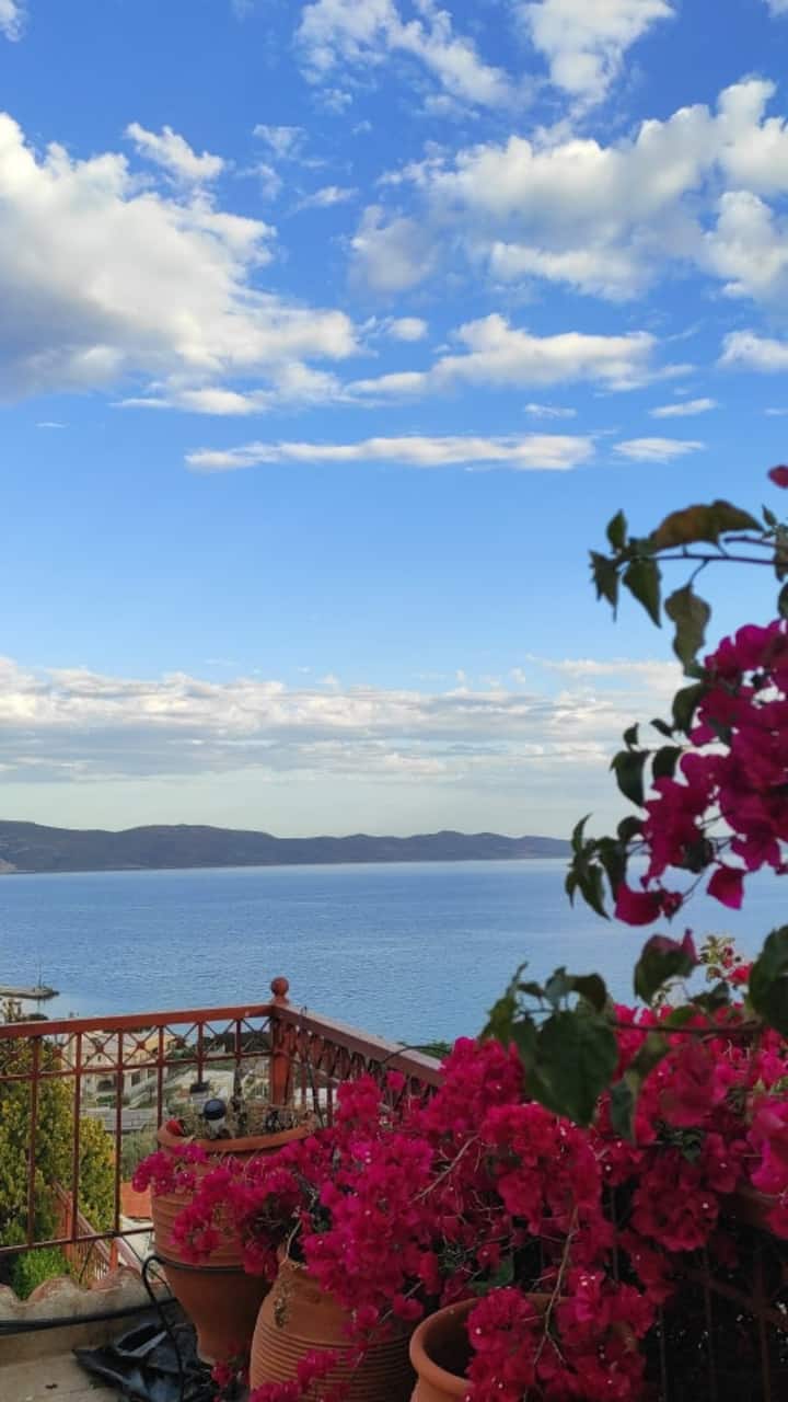 Attica Coast Villa - Milos