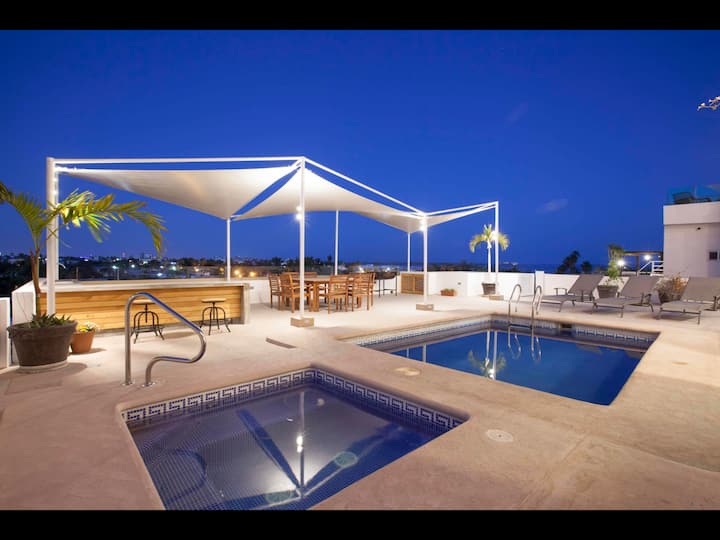 Entire Home 6 Beds Sleeps 10 Pool Jacuzzi And Gym - La Paz