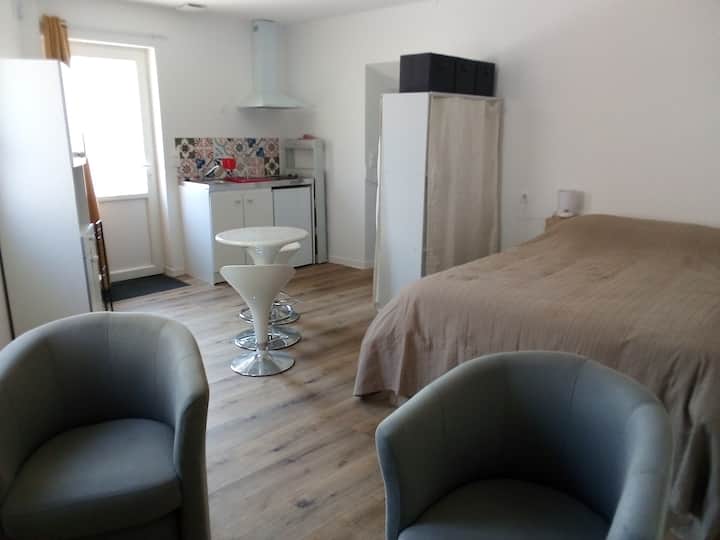 Charmant Studio Au Cœur De Jonzac - Jonzac