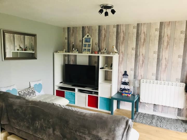 Delightful 2 Bedroom Chalet With Access To A Pool - Dover, UK