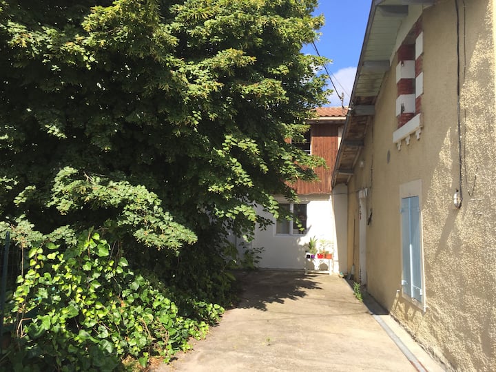 Petite Maison Simple, Chiens Bienvenus, Sans Draps - Belin-Béliet