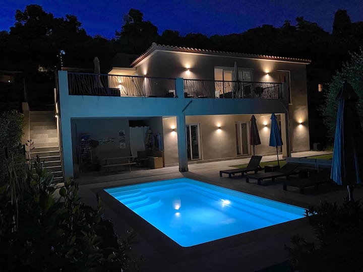 Belle Maison Individuelle 110 M2 Avec Piscine - Cannes