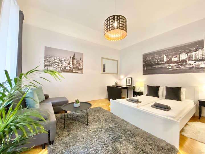 Gozsdu Downtown Studio - Budapest