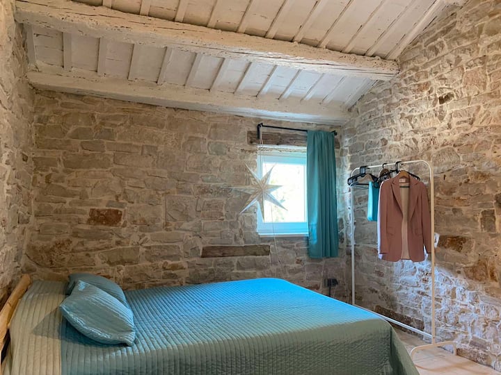 Istrian House With Yard Near The Sea, Free Parking - Croacia