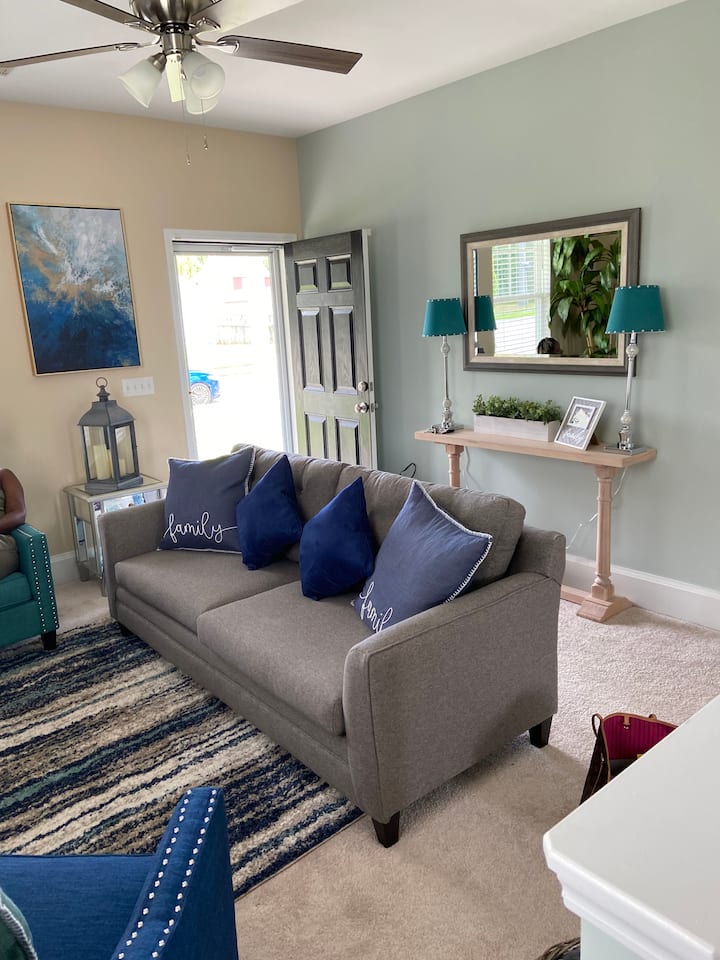 The Beach Cottage - Moncks Corner, SC