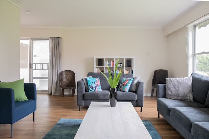 Breezy Beach Shack Footsteps To Sand And Surf - Geelong