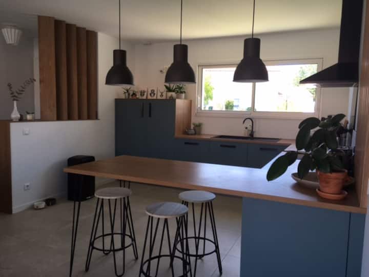 Maison Toute Récente Et Chaleureuse - Royan