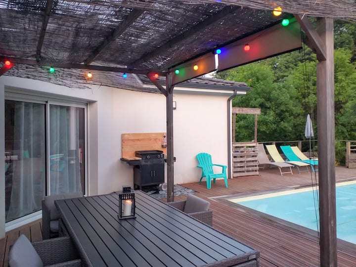 Maison Entière Au Calme Avec Piscine Chauffée - Gironde