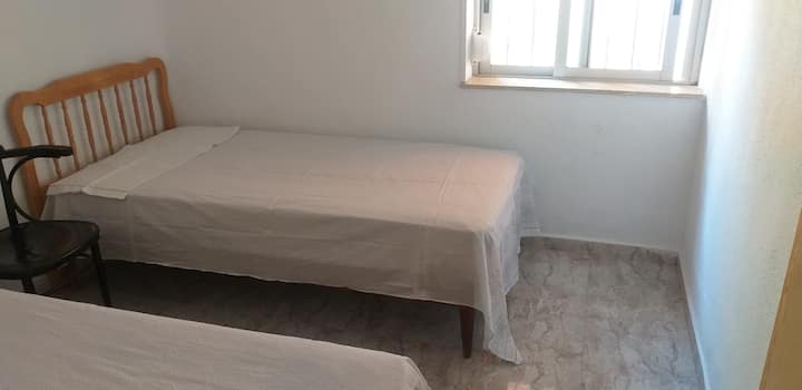 Habitación Privada En Casa Chalet En Benidorm - Benidorm