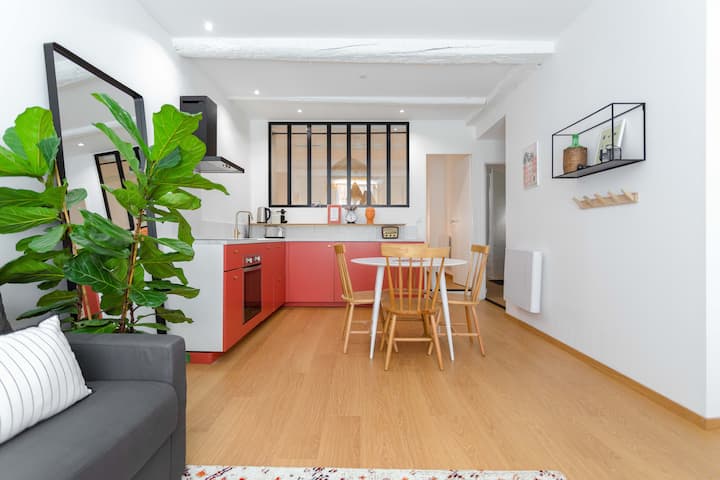 Grand T2 - 100 M De La Mer - Clim - Parking Inclus - La Ciotat