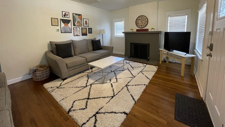 Urban Hideaway - Cozy & Remodeled 2 Br! - Amarillo, TX