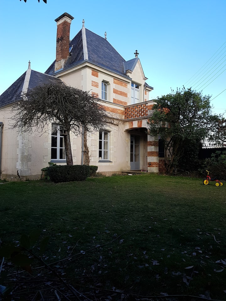 Maison De Campagne En Centre Ville - Nantes