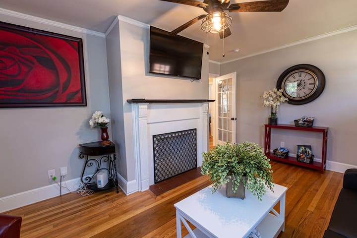 Rosemary's Cottage - Spartanburg, SC