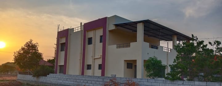 Party Place With Cheerful 3 Bedroom Villa- Medchal - Medchal