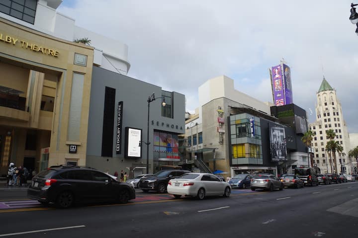 Hollywood 1 Bedroom X - West Hollywood
