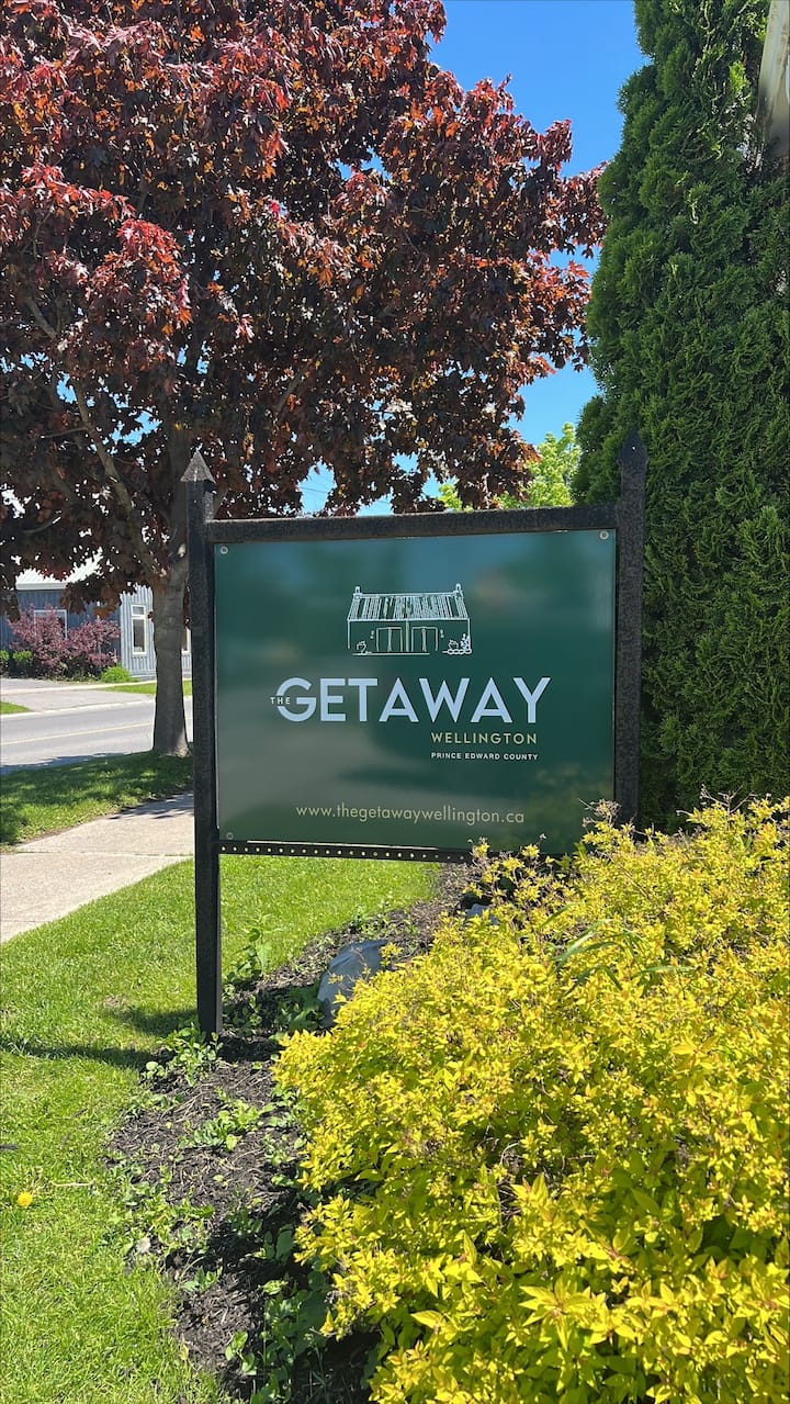 Suite 2 |Modern 1br Suite |The Getaway Wellington - Prince Edward