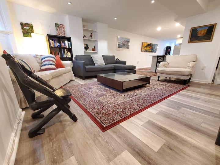 Dupont Townhouse 2 Bedroom Apartment - Washington, DC