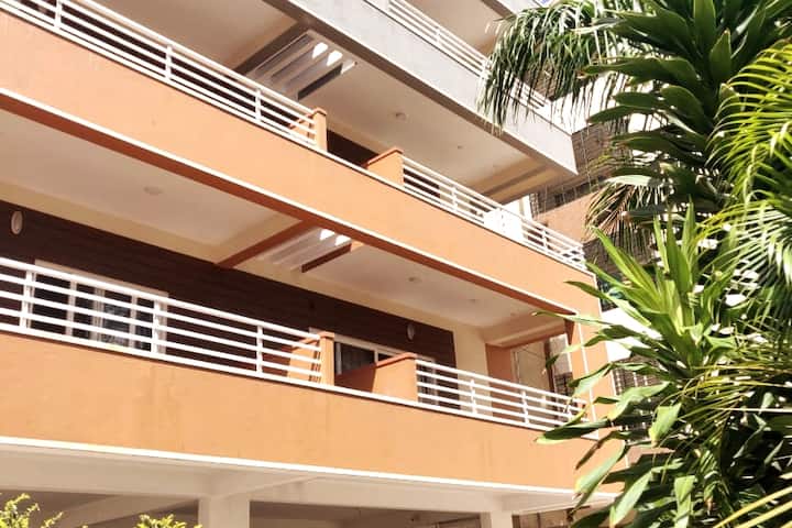 Luxurious 2bhk Apartment-balcony-parking @ Bg Road - Bangalore