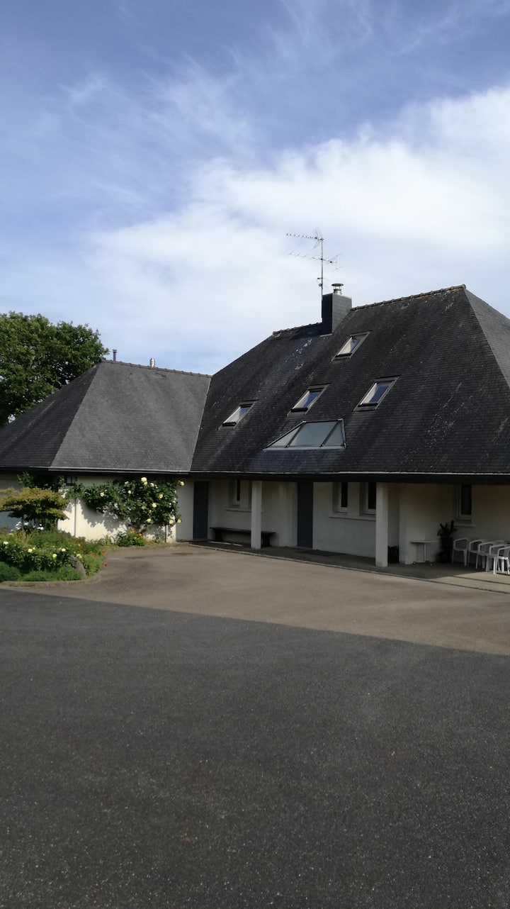 Maison à La Campagne, Proche De La Rivière Odet. - Île-Tudy