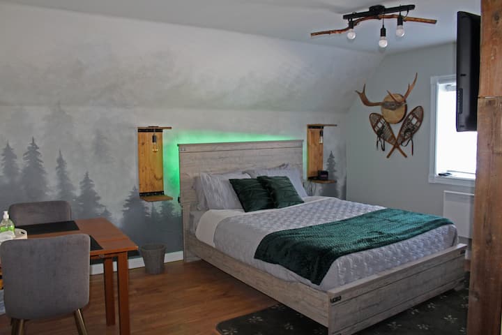 La Tanière, Chambre Privée Au Centre-ville - Saguenay