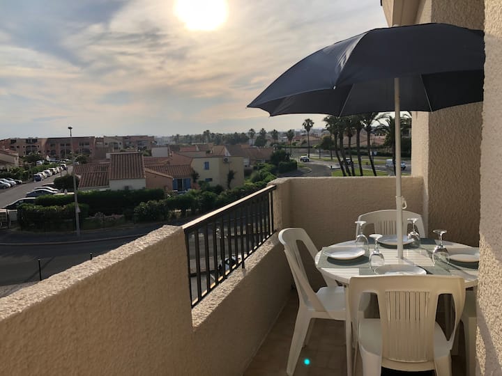 F2 Dans Résidence Et Parking Privé A Canet Plage - Canet-en-Roussillon