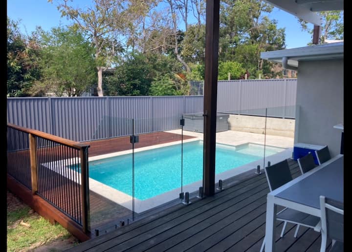 Pool! Beach! Hot Tub! - Caloundra