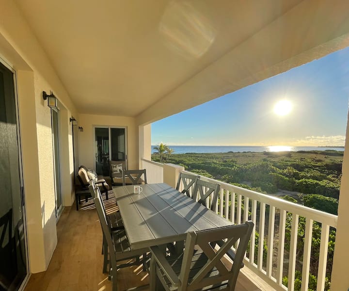 Seas The Day Tci -Sonos, Covered Balcony, Hot Tub - Turks and Caicos Islands