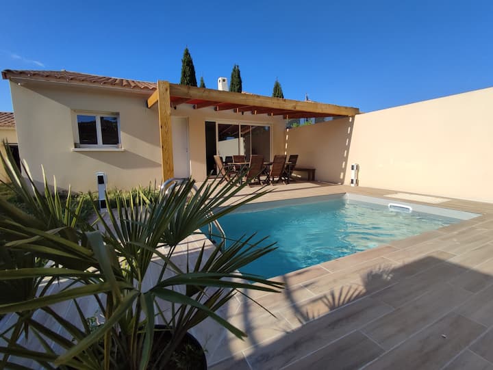 Maison En Provence Avec Piscine Proche D'avignon - Sauveterre