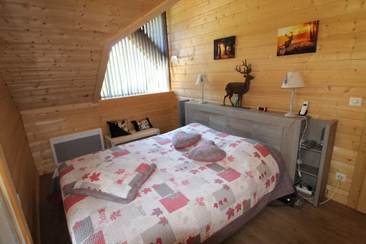 Chalet Au Bois Dormant, En Pleine Nature - La Bresse