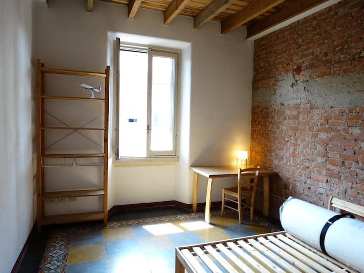 Affascinante Appartamento Con Balcone | 2 Camere - ميلانو