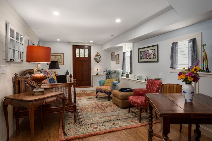 Montford Bungalow - Asheville, NC