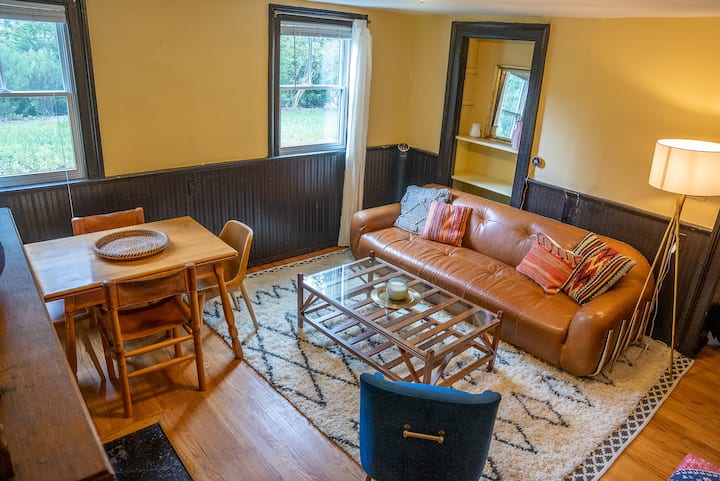Chic Hudson Valley Apt One Hour From Nyc - Newburgh, NY