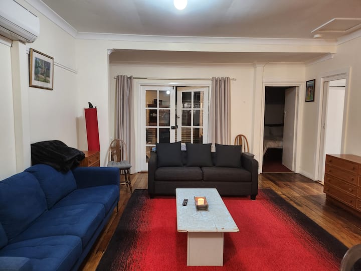 Lakeview Cottage #2 - Pet Friendly, Convenient - Blackheath