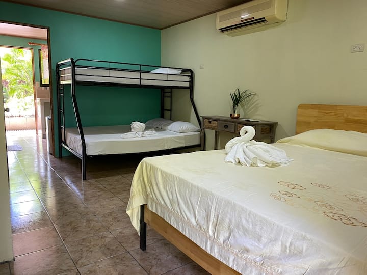 Cabaña Al Lado Del Río En La Fortuna - La Fortuna