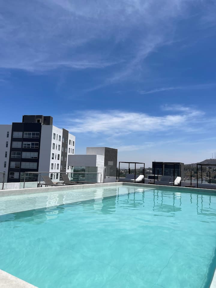 Departamento Piso 14 - Alberca, Gym, Roof Garden - Tlaquepaque