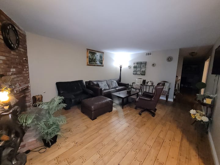 4 Bedroom With 2 Bath - Brea, CA