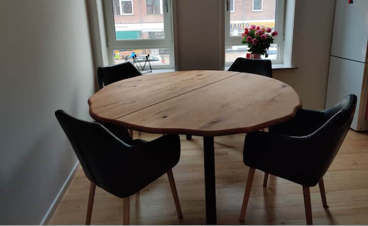 A Room In My Beautiful Apartment In Copenhagen - 코펜하겐