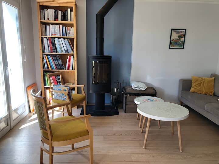 Maison Lumineuse Avec Terrasse Et Jardin - Clisson